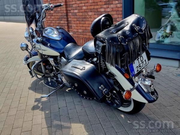 Yamaha XV 1600 1999 in Riga, with an engine capacity of 1.60 L and mileage of 0 thousand km for 5900 €, photo 3 on AUTOMOTO.COM.LV