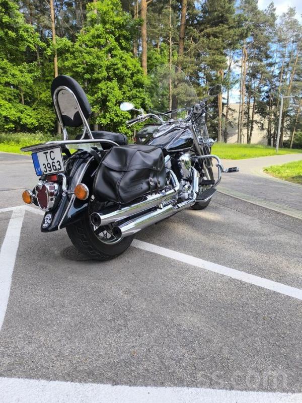 Yamaha XV 1600 2003 in Riga, with an engine capacity of 1.60 L and mileage of 0 thousand km for 4800 €, photo 4 on AUTOMOTO.COM.LV