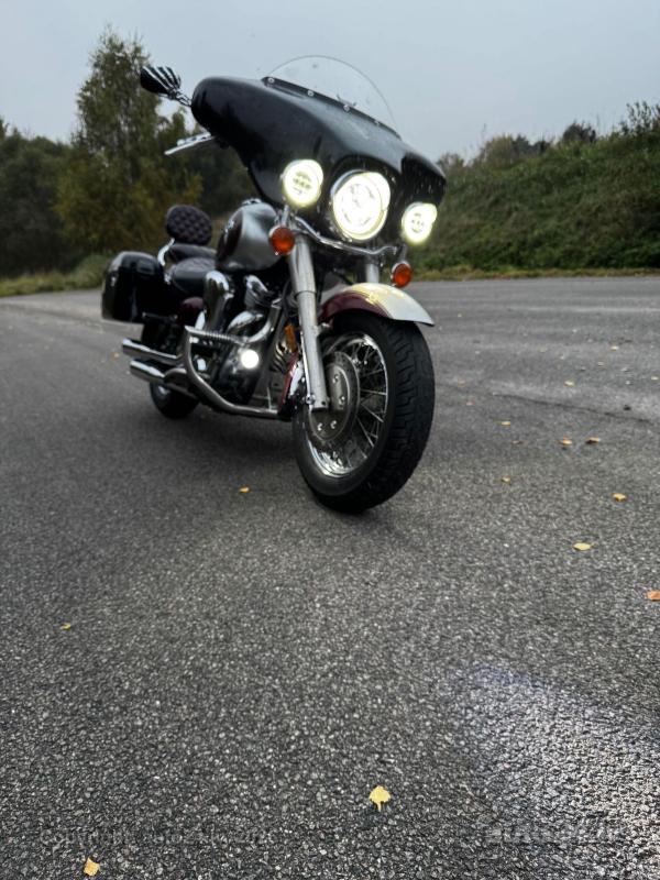 Yamaha XV 1600 2003 Tallina, ar dzinēja tilpumu 1.60 L un nobraukumu 30 tūkst. km par 6200 €, foto 4 vietnē AUTOMOTO.COM.LV