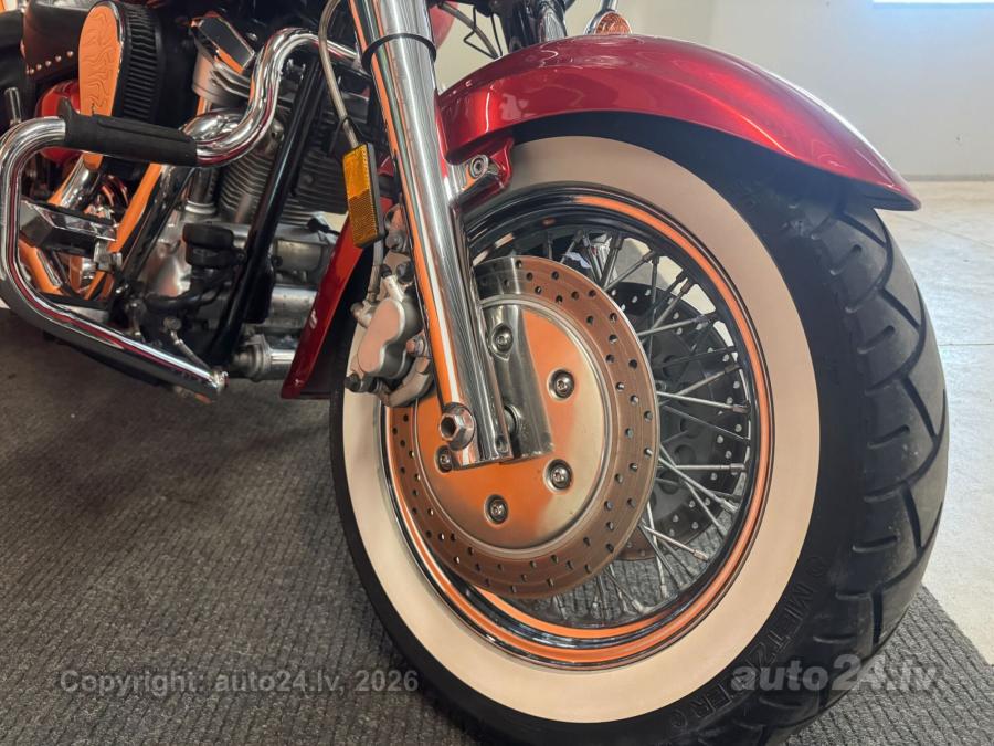Красный Ямаха XV 1600 2003 в Тарту, объемом двигателя 1.60 л и пробегом 27 тыс. км за 4990 €, фото 12 на AUTOMOTO.COM.LV