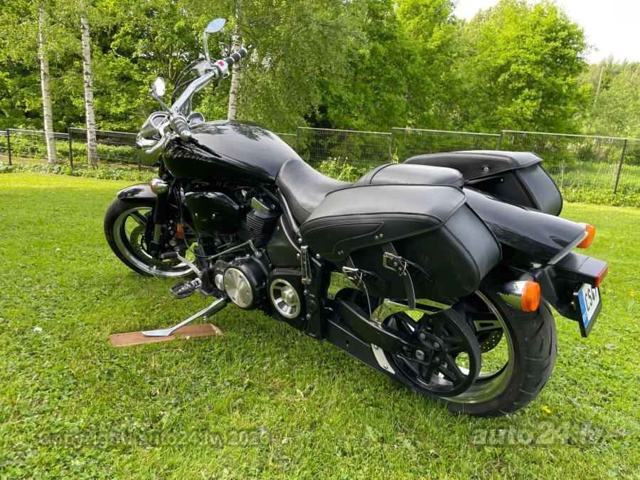Black Yamaha XV 1700 Warrior 2002 in Tartu, with an engine capacity of 1.70 L and mileage of 52 thousand km for 6500 €, photo 4 on AUTOMOTO.COM.LV