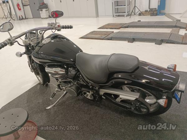 Черный Ямаха XV 1700 Warrior 2002 в Таллин, объемом двигателя 1.70 л и пробегом 26 тыс. км за 7000 €, фото 3 на AUTOMOTO.COM.LV