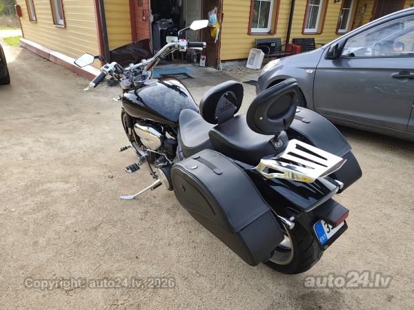 Melns Yamaha XV 1700 Warrior 2002 Viljandi, ar dzinēja tilpumu 1.67 L un nobraukumu 19 tūkst. km par 7800 €, foto 7 vietnē AUTOMOTO.COM.LV