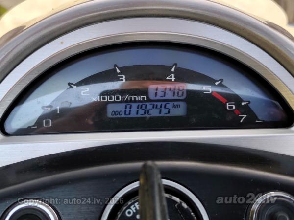Melns Yamaha XV 1700 Warrior 2002 Viljandi, ar dzinēja tilpumu 1.67 L un nobraukumu 19 tūkst. km par 7800 €, foto 9 vietnē AUTOMOTO.COM.LV