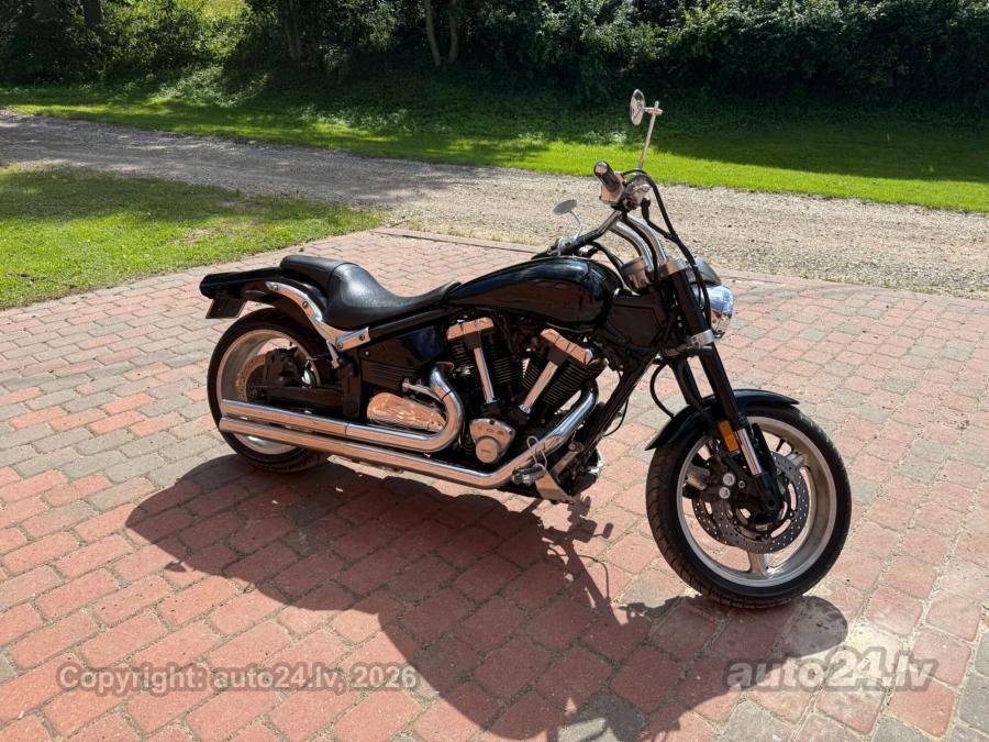 Yamaha XV 1700 Warrior 2002 Valga, ar dzinēja tilpumu 1.67 L un nobraukumu 49 tūkst. km par 5500 €, foto 1 vietnē AUTOMOTO.COM.LV