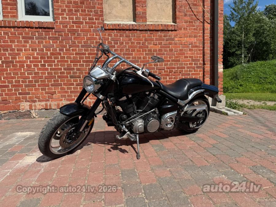 Yamaha XV 1700 Warrior 2002 Valga, ar dzinēja tilpumu 1.67 L un nobraukumu 49 tūkst. km par 5500 €, foto 3 vietnē AUTOMOTO.COM.LV