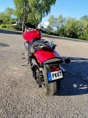Красный Ямаха XV 1700 Warrior 2002 в Йыхви, объемом двигателя 1.70 л и пробегом 25 тыс. км за 7100 €, фото 3 на AUTOMOTO.COM.LV