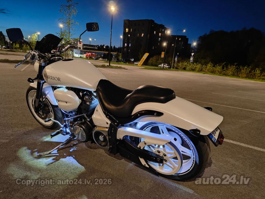 White Yamaha XV 1700 Warrior 2002 in Tartu, with an engine capacity of 1.67 L and mileage of 45 thousand km for 6100 €, photo 12 on AUTOMOTO.COM.LV