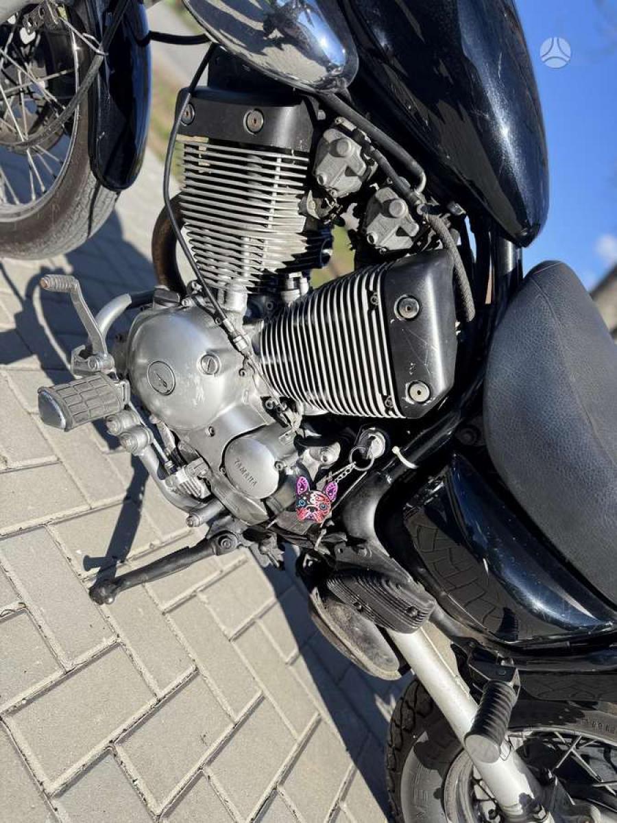 Melns Yamaha XV 1990 Kauņa, ar dzinēja tilpumu 0.53 L un nobraukumu 23 tūkst. km par 1300 €, foto 6 vietnē AUTOMOTO.COM.LV