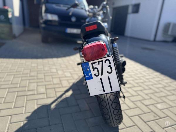 Melns Yamaha XV 1990 Kauņa, ar dzinēja tilpumu 0.53 L un nobraukumu 23 tūkst. km par 1300 €, foto 8 vietnē AUTOMOTO.COM.LV