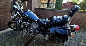 Melns Yamaha XV 1992 Panevēža, ar dzinēja tilpumu 1.10 L un nobraukumu 39 tūkst. km par 2500 €, foto  vietnē AUTOMOTO.COM.LV