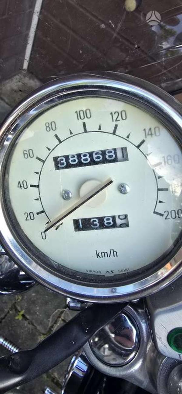 Melns Yamaha XV 1992 Panevēža, ar dzinēja tilpumu 1.10 L un nobraukumu 39 tūkst. km par 2500 €, foto 4 vietnē AUTOMOTO.COM.LV