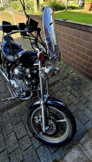 Melns Yamaha XV 1992 Panevēža, ar dzinēja tilpumu 1.10 L un nobraukumu 39 tūkst. km par 2500 €, foto 6 vietnē AUTOMOTO.COM.LV