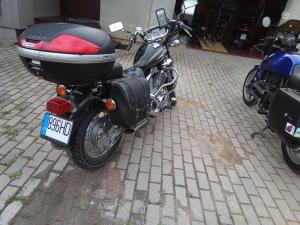 Melns Yamaha XV 1997 Palanga, ar dzinēja tilpumu 0.54 L un nobraukumu 24 tūkst. km par 2350 €, foto 4 vietnē AUTOMOTO.COM.LV