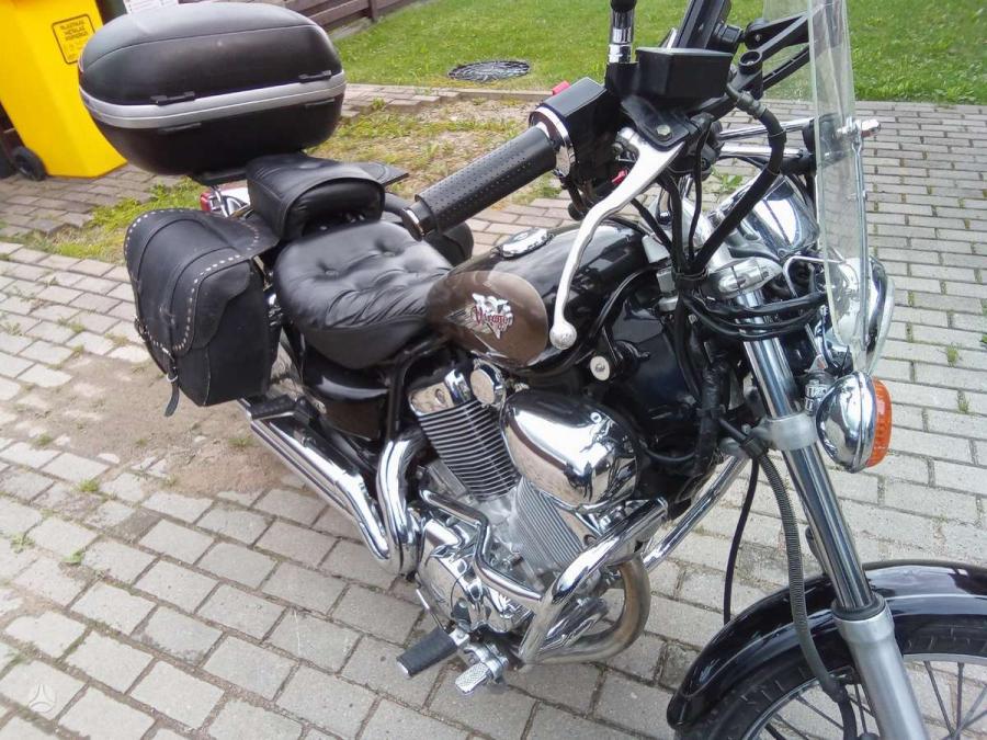 Melns Yamaha XV 1997 Palanga, ar dzinēja tilpumu 0.54 L un nobraukumu 24 tūkst. km par 2350 €, foto 9 vietnē AUTOMOTO.COM.LV