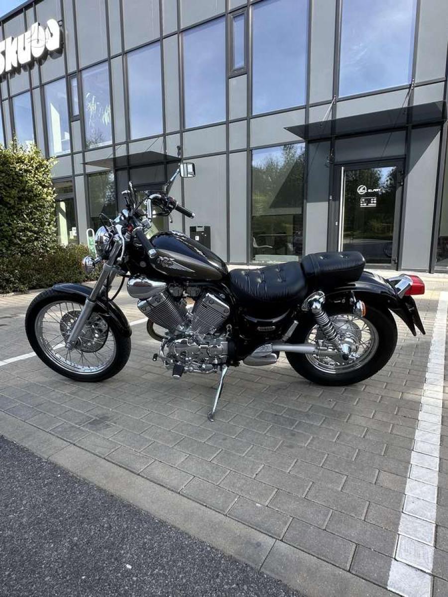 Melns Yamaha XV 1999 Viļņa, ar dzinēja tilpumu 0.54 L un nobraukumu 7 tūkst. km par 3100 €, foto 3 vietnē AUTOMOTO.COM.LV