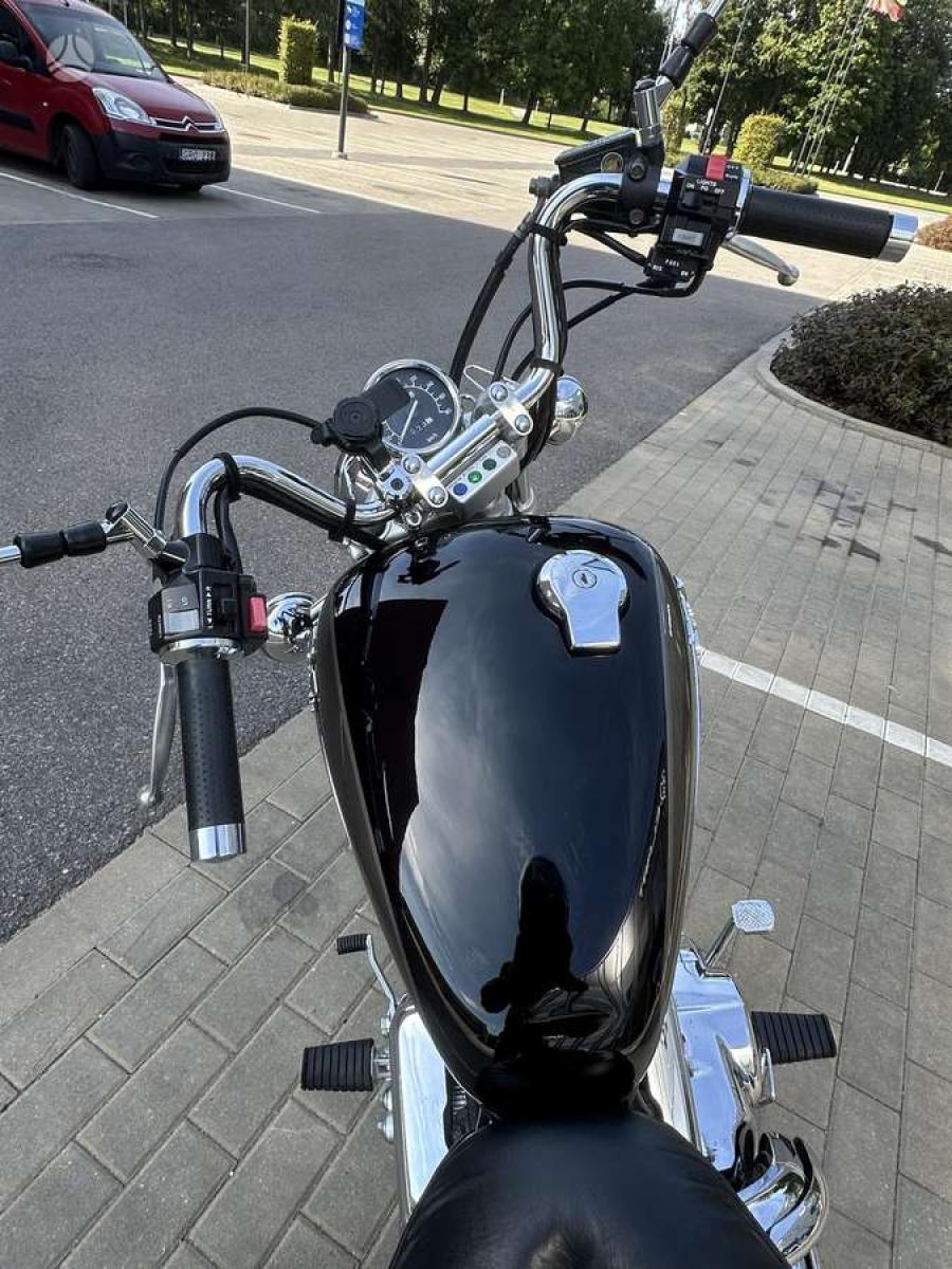 Melns Yamaha XV 1999 Viļņa, ar dzinēja tilpumu 0.54 L un nobraukumu 7 tūkst. km par 3100 €, foto 9 vietnē AUTOMOTO.COM.LV