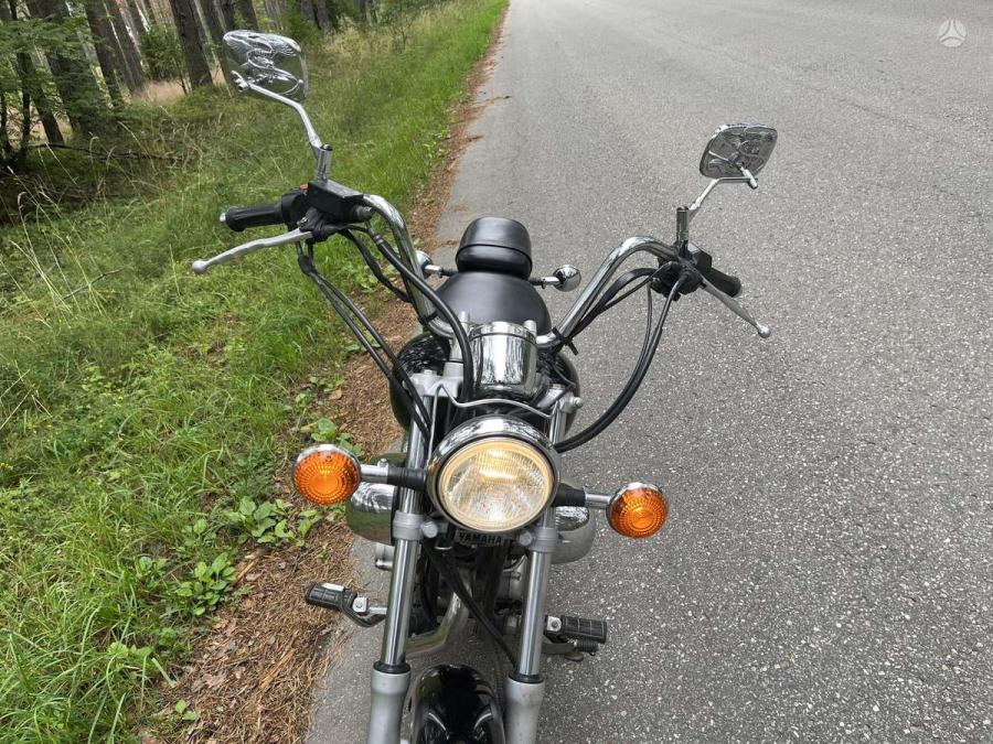 Melns Yamaha XV 2000 Nemenčinė, ar dzinēja tilpumu 0.25 L un nobraukumu 14 tūkst. km par 2600 €, foto 5 vietnē AUTOMOTO.COM.LV