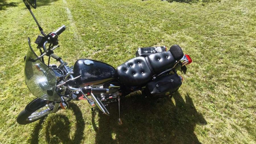 Melns Yamaha XV 2001 Alīta, ar dzinēja tilpumu 0.54 L un nobraukumu 8 tūkst. km par 2600 €, foto 18 vietnē AUTOMOTO.COM.LV