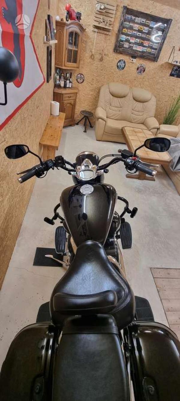 Black Yamaha XV 2007 in Mazeikiai, with an engine capacity of 1.30 L and mileage of 43 thousand km for 5700 €, photo 9 on AUTOMOTO.COM.LV