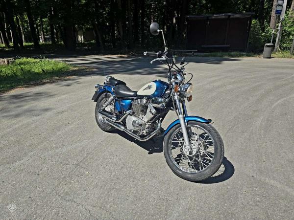 Zils Yamaha XV 1997 Kauņa, ar dzinēja tilpumu 0.13 L un nobraukumu 19 tūkst. km par 1650 €, foto 2 vietnē AUTOMOTO.COM.LV