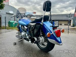 Melns Yamaha XVS 1100 2001 Tallina, ar dzinēja tilpumu 1.06 L un nobraukumu 30 tūkst. km par 4700 €, foto 5 vietnē AUTOMOTO.COM.LV