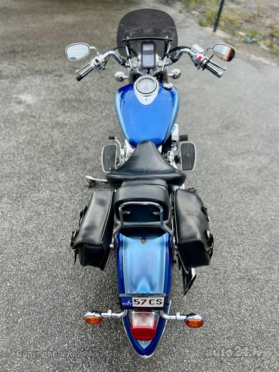 Melns Yamaha XVS 1100 2001 Tallina, ar dzinēja tilpumu 1.06 L un nobraukumu 30 tūkst. km par 4700 €, foto 8 vietnē AUTOMOTO.COM.LV