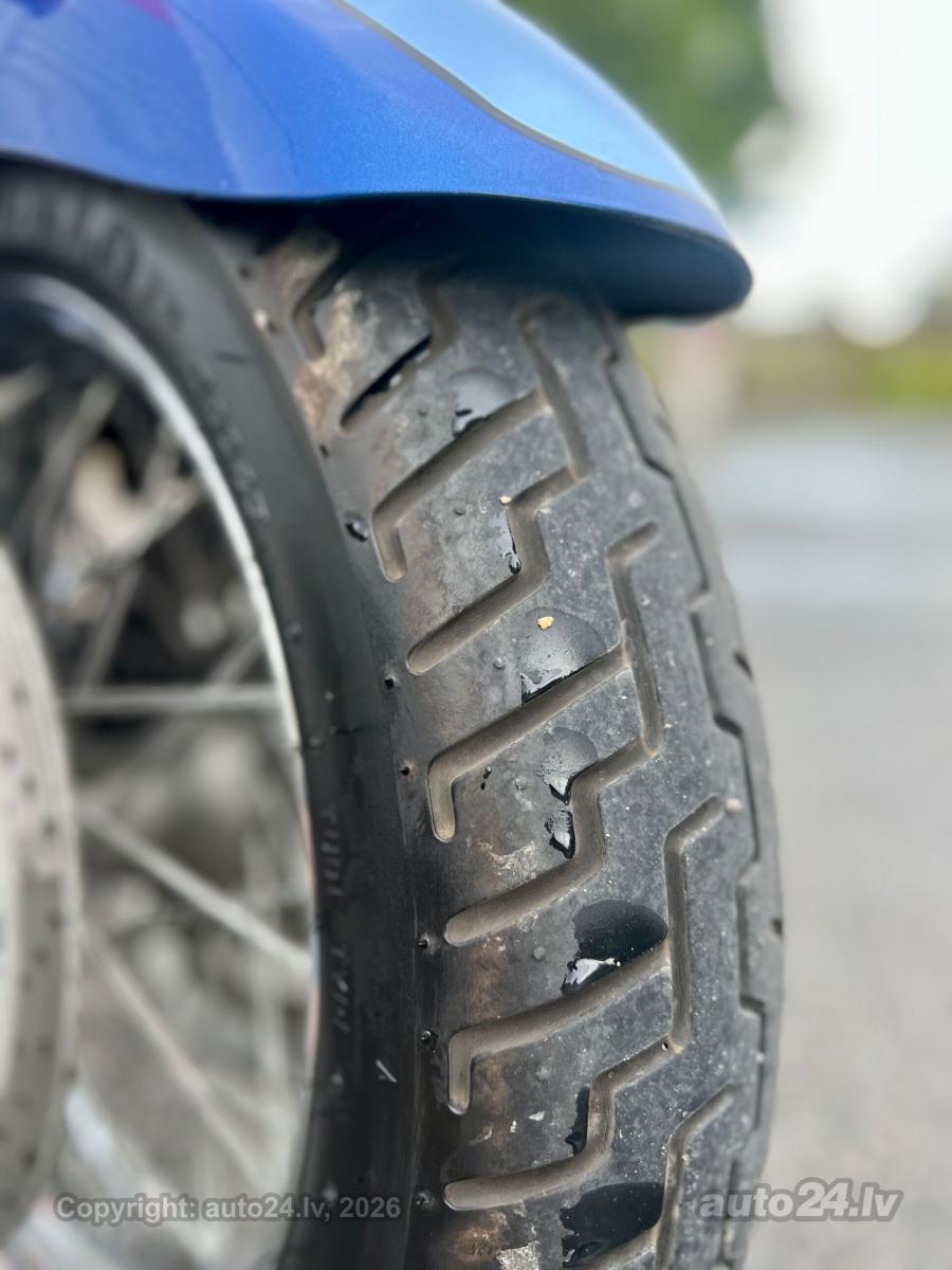Melns Yamaha XVS 1100 2001 Tallina, ar dzinēja tilpumu 1.06 L un nobraukumu 30 tūkst. km par 4700 €, foto 17 vietnē AUTOMOTO.COM.LV