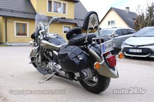 Melns Yamaha XVS 1100 2005 Tartu, ar dzinēja tilpumu 1.06 L un nobraukumu 35 tūkst. km par 8000 €, foto 6 vietnē AUTOMOTO.COM.LV