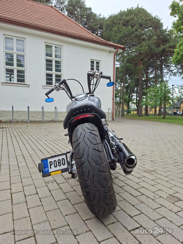 Серый Ямаха XVS 1100 2001 в Таллин, объемом двигателя 1.10 л и пробегом 74 тыс. км за 5200 €, фото 7 на AUTOMOTO.COM.LV