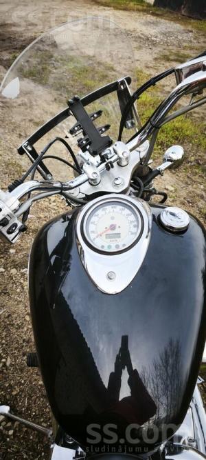 Yamaha XVS 1100 1999 in Gulbene, with an engine capacity of 1.10 L and mileage of 0 thousand km for 3800 €, photo 5 on AUTOMOTO.COM.LV