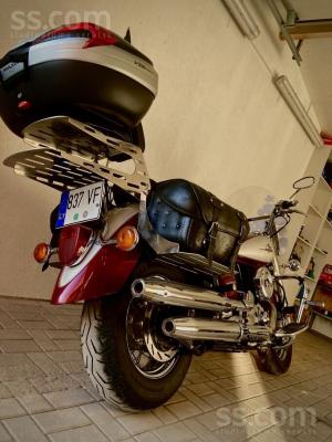 Yamaha XVS 1100 2001 in Rezekne, with an engine capacity of 1.10 L and mileage of 0 thousand km for 3700 €, photo 3 on AUTOMOTO.COM.LV