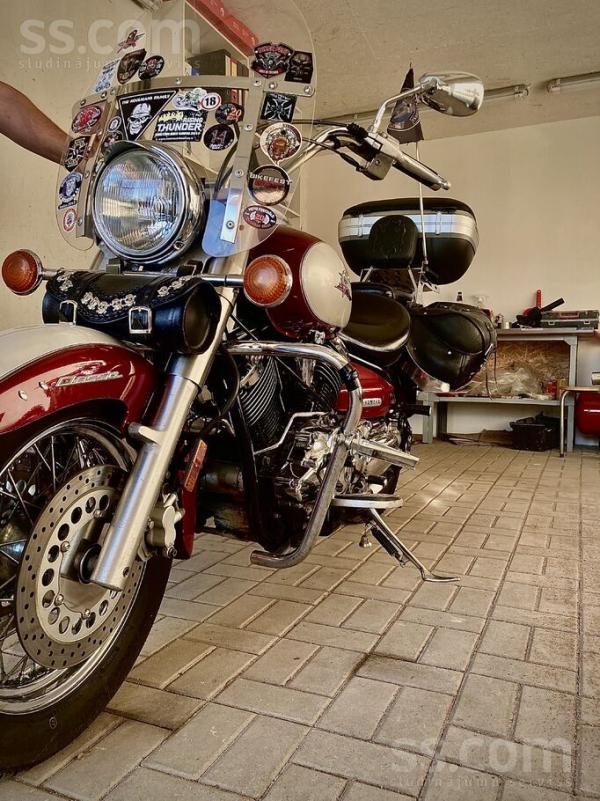 Yamaha XVS 1100 2001 in Rezekne, with an engine capacity of 1.10 L and mileage of 0 thousand km for 3700 €, photo 4 on AUTOMOTO.COM.LV