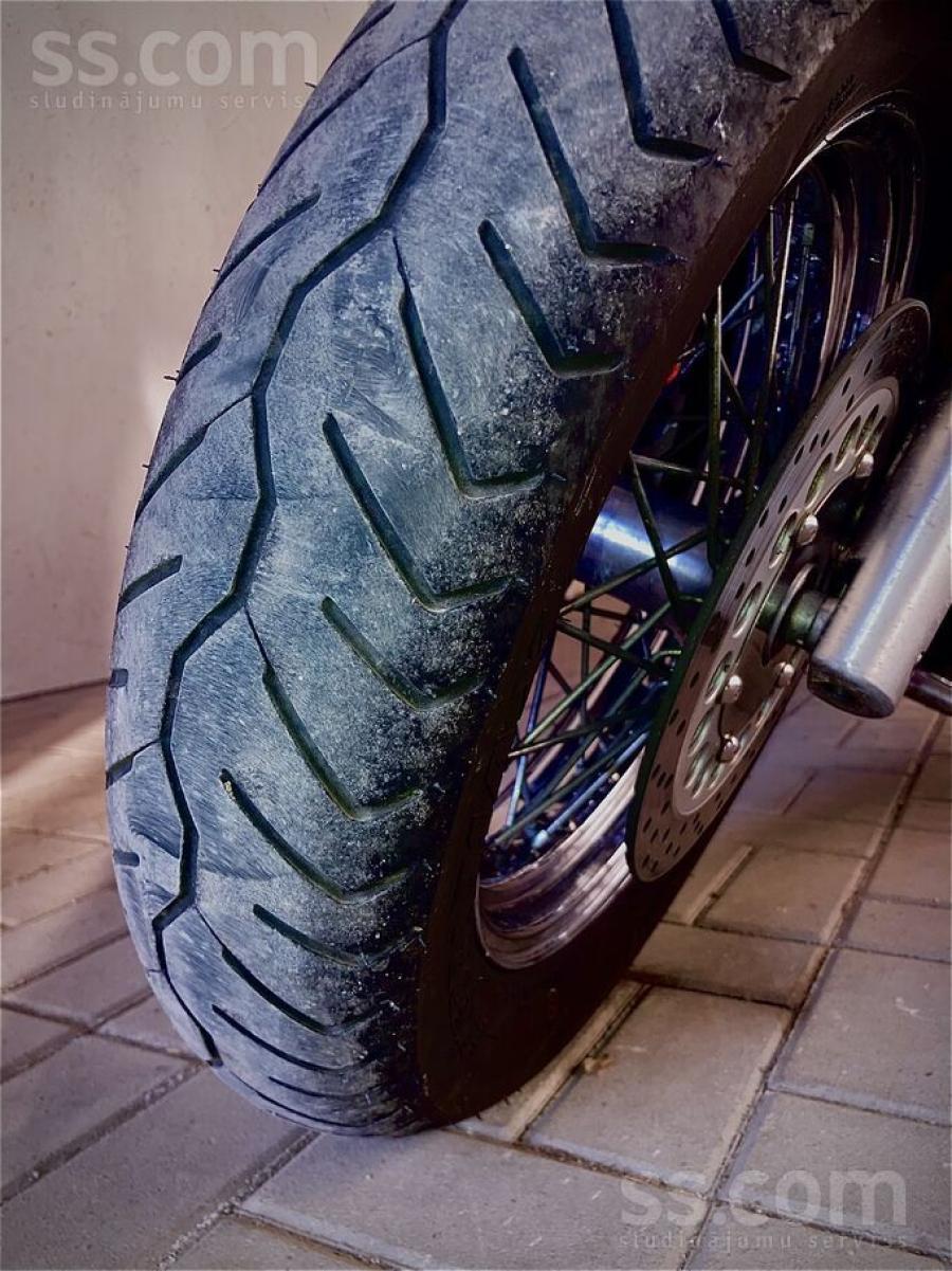 Yamaha XVS 1100 2001 in Rezekne, with an engine capacity of 1.10 L and mileage of 0 thousand km for 3700 €, photo 8 on AUTOMOTO.COM.LV
