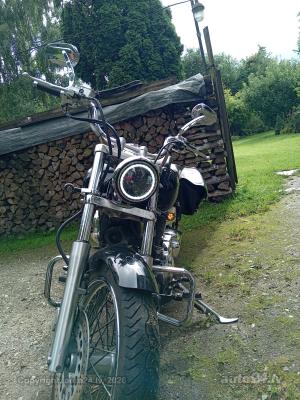 Melns Yamaha XVS 650 2000 Tiri, ar dzinēja tilpumu 0.65 L un nobraukumu 43 tūkst. km par 3000 €, foto 4 vietnē AUTOMOTO.COM.LV