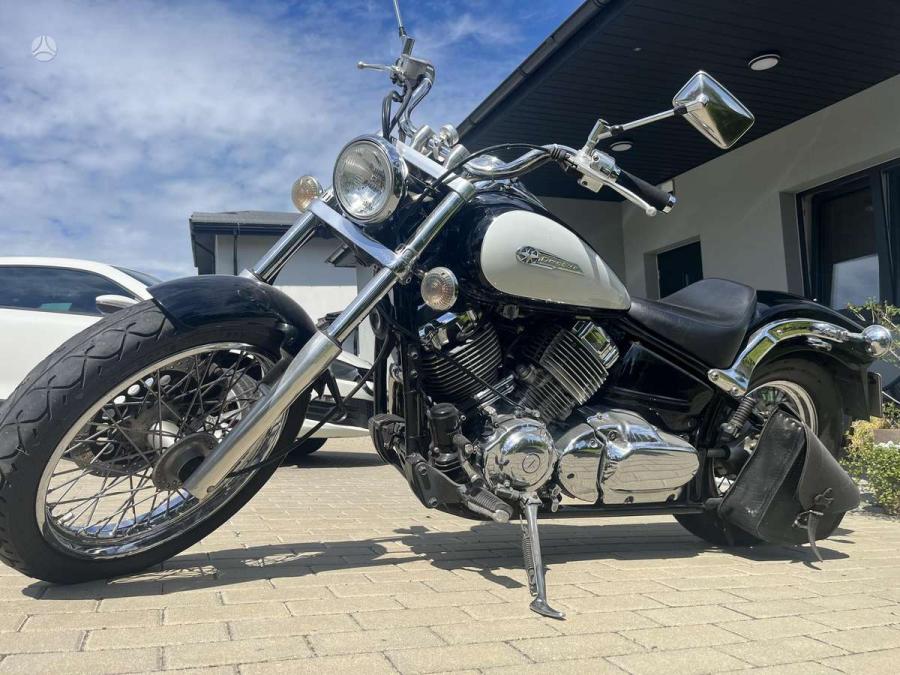 Melns Yamaha XVS 1998 Alīta, ar dzinēja tilpumu 0.65 L un nobraukumu 41 tūkst. km par 3200 €, foto 1 vietnē AUTOMOTO.COM.LV