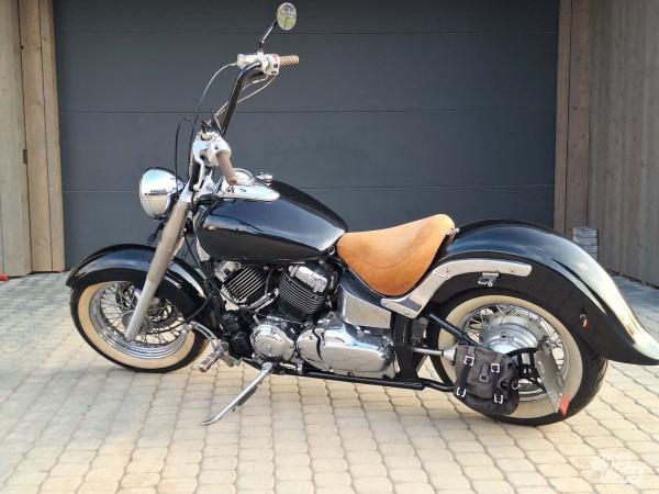 Black Yamaha XVS 2000 in Jurbarkas, with an engine capacity of 0.65 L and mileage of 31 thousand km for 3100 €, photo 1 on AUTOMOTO.COM.LV