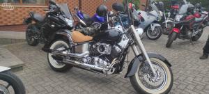 Melns Yamaha XVS 2000 Jurbarkas, ar dzinēja tilpumu 0.65 L un nobraukumu 31 tūkst. km par 3100 €, foto 3 vietnē AUTOMOTO.COM.LV