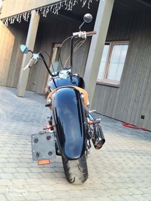 Melns Yamaha XVS 2000 Jurbarkas, ar dzinēja tilpumu 0.65 L un nobraukumu 31 tūkst. km par 3100 €, foto 5 vietnē AUTOMOTO.COM.LV