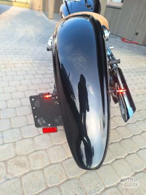 Melns Yamaha XVS 2000 Jurbarkas, ar dzinēja tilpumu 0.65 L un nobraukumu 31 tūkst. km par 3100 €, foto 14 vietnē AUTOMOTO.COM.LV
