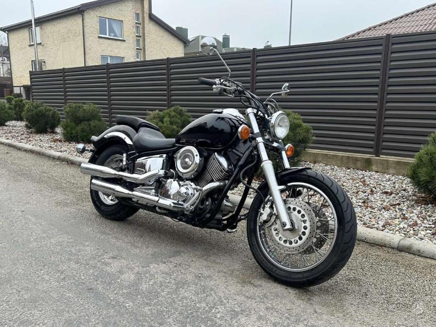 Black Yamaha XVS 2001 in Siauliai, with an engine capacity of 1.10 L and mileage of 69 thousand km for 3300 €, photo 1 on AUTOMOTO.COM.LV