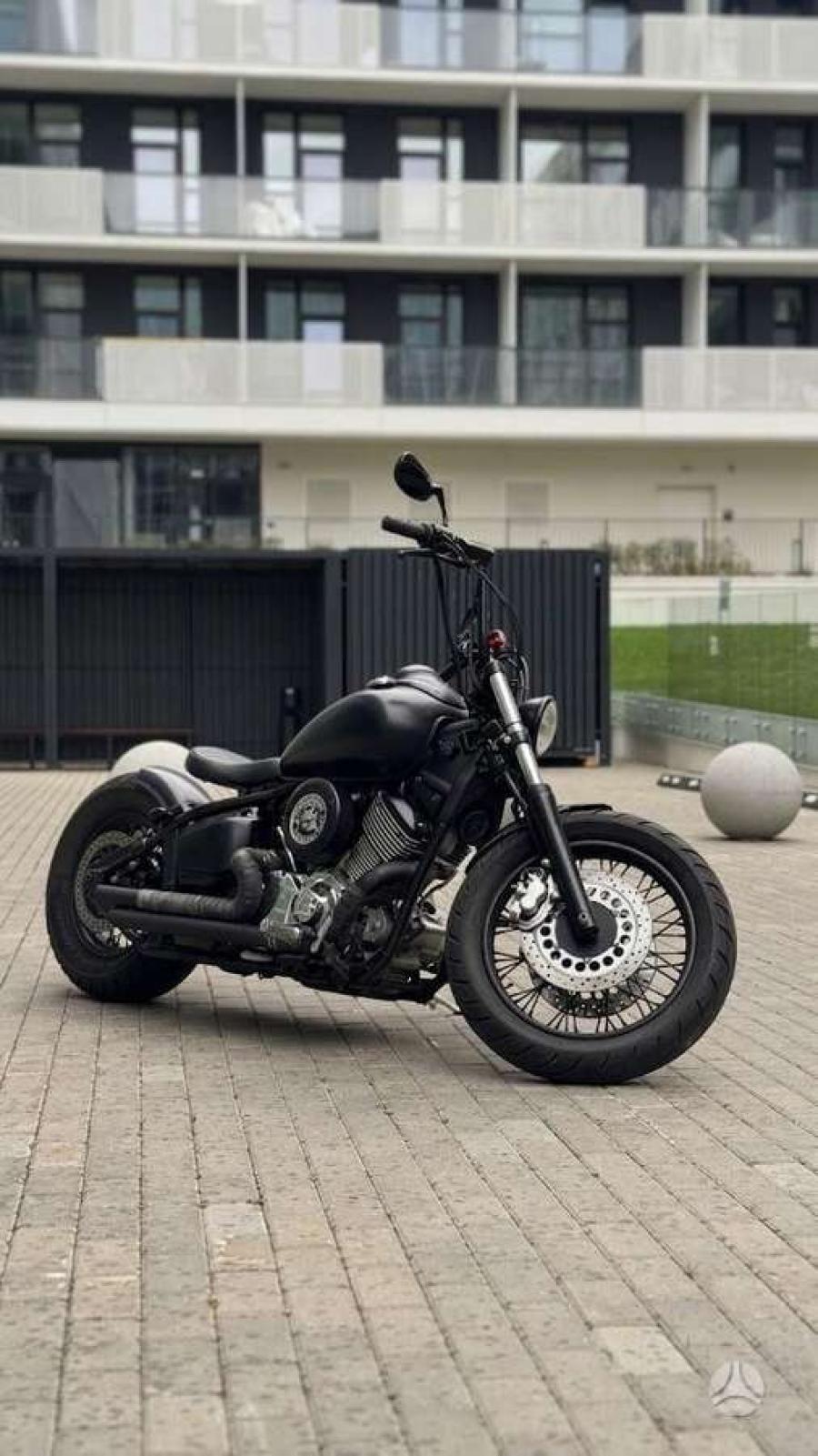 Melns Yamaha XVS 2002 Viļņa, ar dzinēja tilpumu 1.10 L un nobraukumu 37 tūkst. km par 5000 €, foto 1 vietnē AUTOMOTO.COM.LV