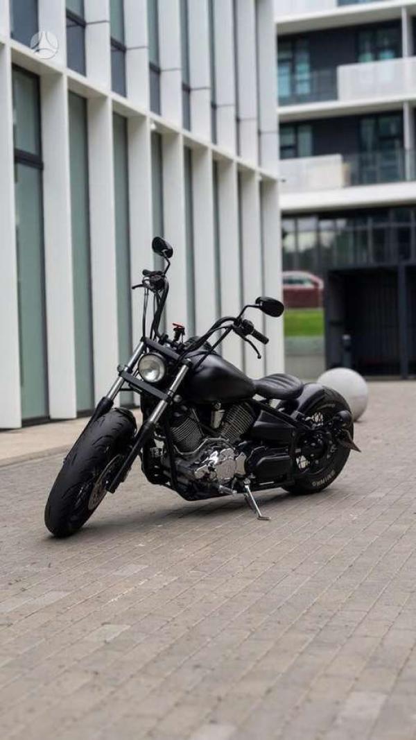 Ямаха XVS 2002 в Вильнюс на AUTOMOTO.COM.LV Черный Ямаха XVS 2002 в Вильнюс, объемом двигателя 1.10 л и пробегом 37 тыс. км за 5000 €, фото 4 на AUTOMOTO.COM.LV