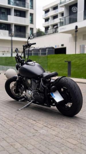 Melns Yamaha XVS 2002 Viļņa, ar dzinēja tilpumu 1.10 L un nobraukumu 37 tūkst. km par 5000 €, foto 8 vietnē AUTOMOTO.COM.LV