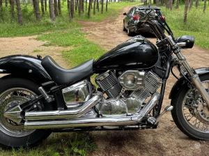 Melns Yamaha XVS 2008 Utena, ar dzinēja tilpumu 1.10 L un nobraukumu 22 tūkst. km par 4050 €, foto 6 vietnē AUTOMOTO.COM.LV