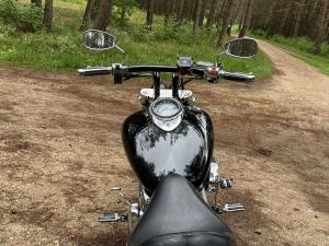 Melns Yamaha XVS 2008 Utena, ar dzinēja tilpumu 1.10 L un nobraukumu 22 tūkst. km par 4050 €, foto 13 vietnē AUTOMOTO.COM.LV