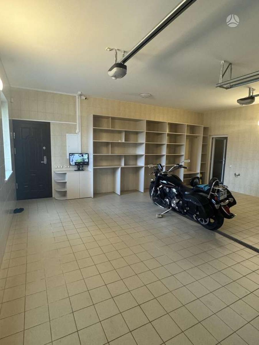 Melns Yamaha XVS 2013 Viļņa, ar dzinēja tilpumu 1.30 L un nobraukumu 45 tūkst. km par 5199 €, foto 17 vietnē AUTOMOTO.COM.LV