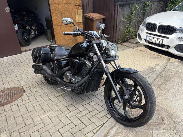 Melns Yamaha XVS 2015 Viļņa, ar dzinēja tilpumu 1.30 L un nobraukumu 38 tūkst. km par 6666 €, foto 1 vietnē AUTOMOTO.COM.LV