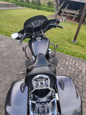 Yamaha XVS 2014 in Taurage, with an engine capacity of 1.30 L and mileage of 17 thousand km for 7500 €, photo 10 on AUTOMOTO.COM.LV