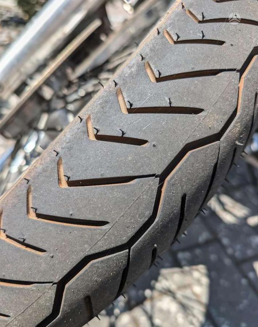 Balts Yamaha XVS 2000 Viļņa, ar dzinēja tilpumu 0.65 L un nobraukumu 17 tūkst. km par 3550 €, foto 13 vietnē AUTOMOTO.COM.LV
